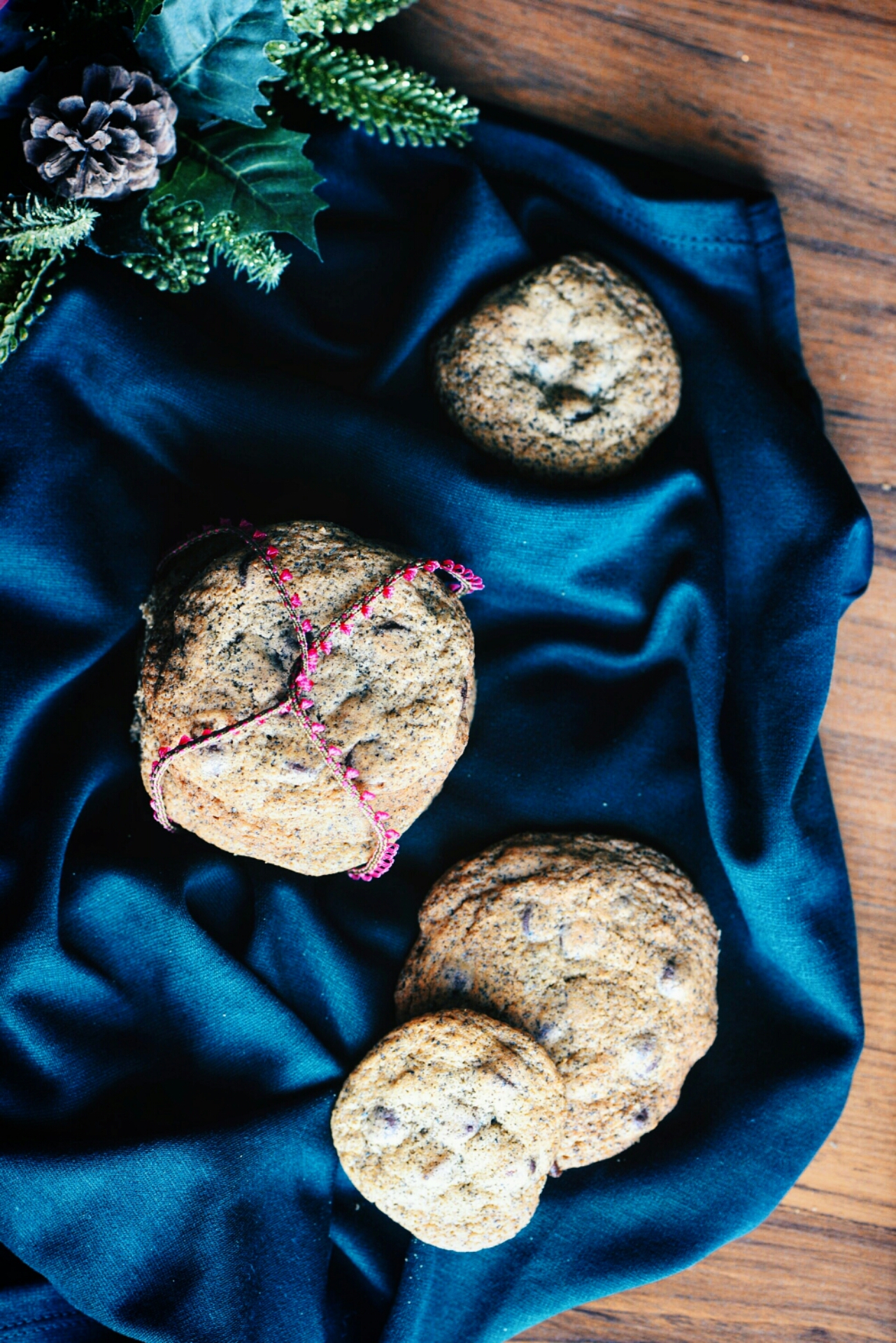 Earl Grey Cookies with Dark Chocolate – Sweet Samsations